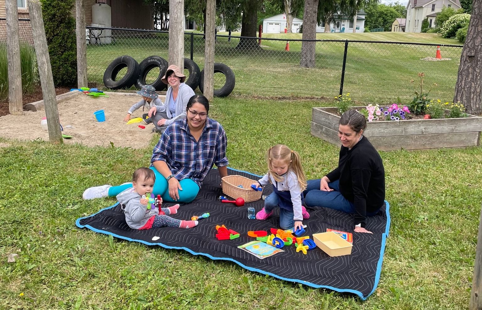 Minto EarlyON Child & Family Centre - Community Resource Centre